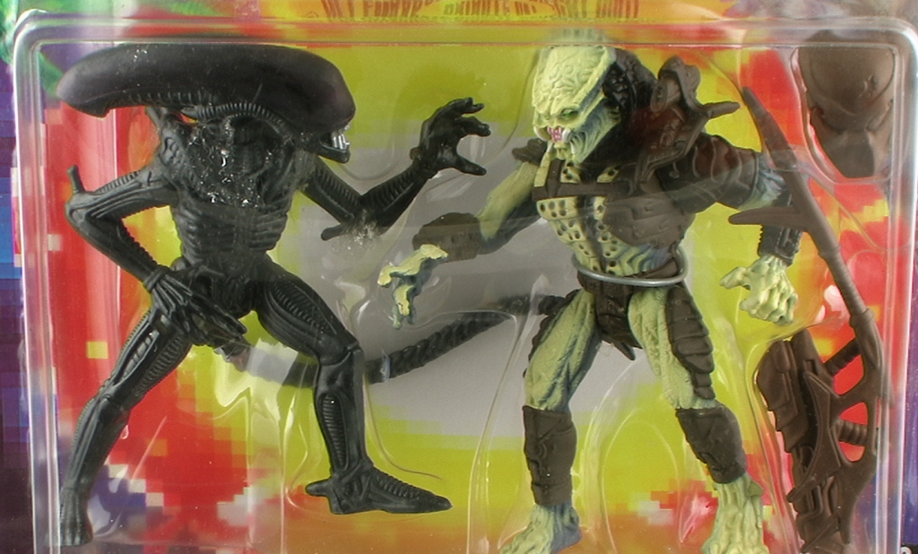 Kenner 1994 Alien vs Predator 2-Pack Figure Review | Pixel-Dan.com