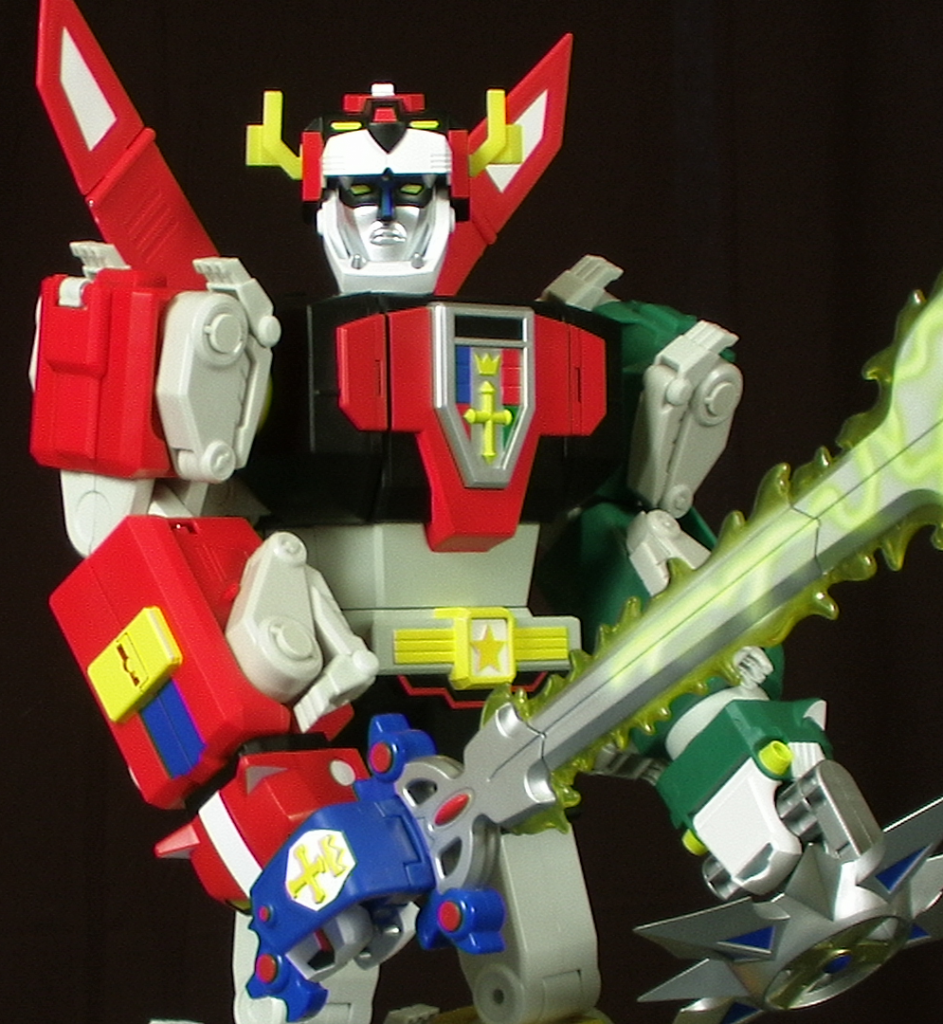Mattel 23″ Voltron Classics Figure Video Review | Pixel-Dan.com